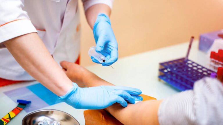 Why Opt for a Blood Test Home Service?
